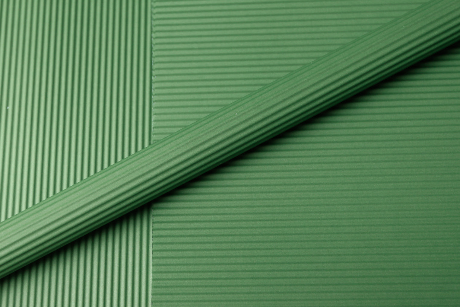 Pleated Double-Sided Wrapping Paper– Fleur Wholesale